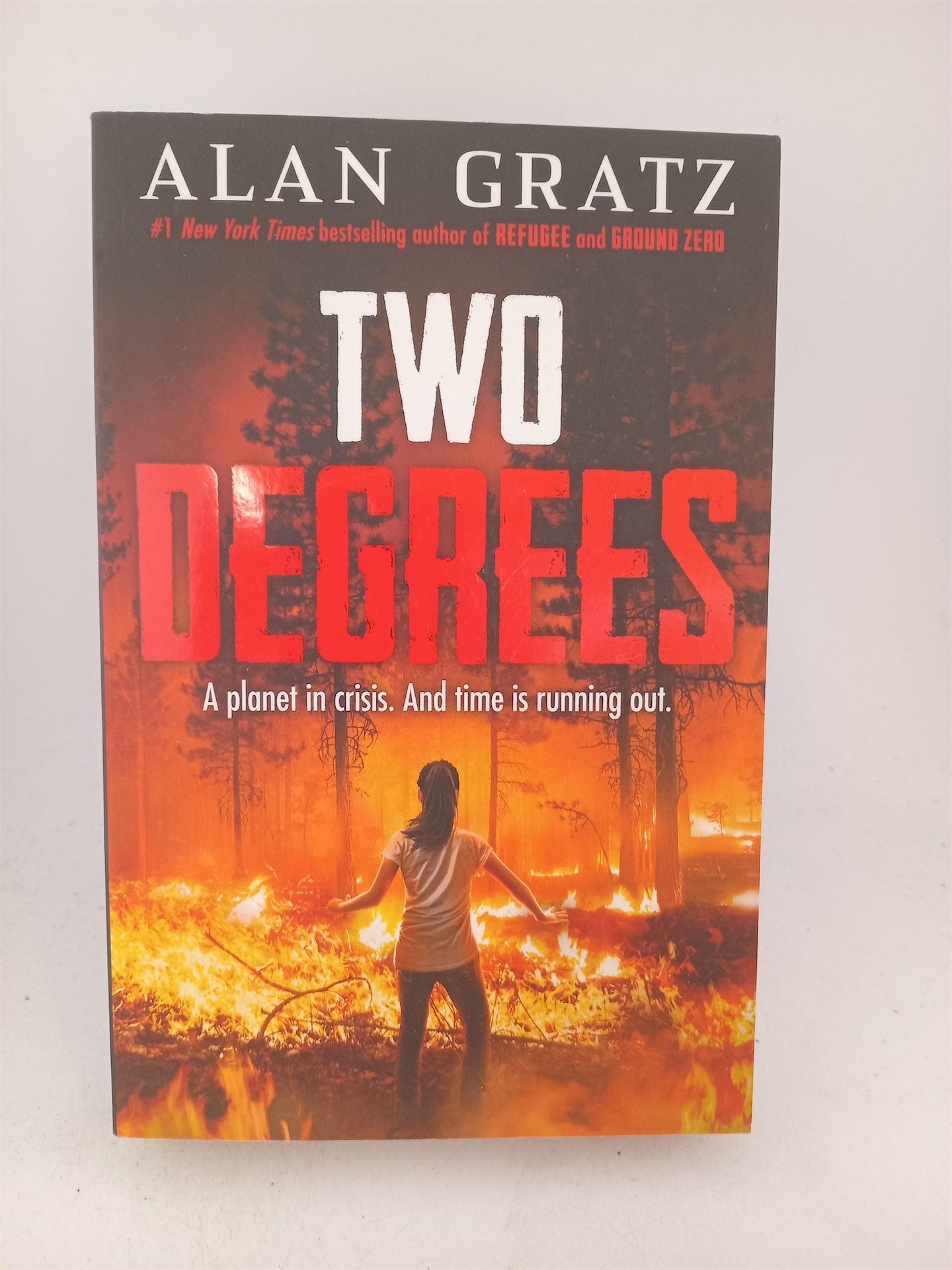 Two Degrees by Alan Gratz, Nia Parker-Gordon – Book Express